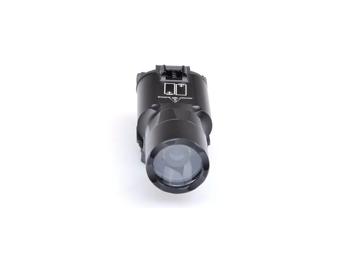 Cumpara Night Evolution lanterna X300U Airsoft la SuperPreturi...